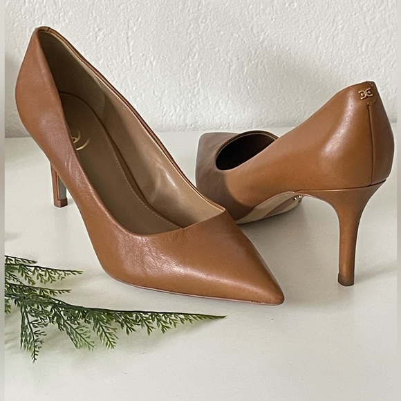 Sam Edelman | Shoes | Sam Edelman Vienna Pointed Toe Pumps Size 5m ...